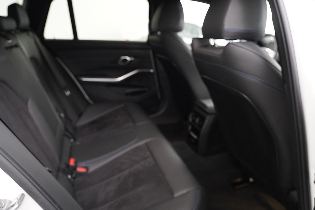Hendo - BMW SERIE 3 TOURING 330 E TOURING PACK M AUTO | BS-69-DA - Hendo