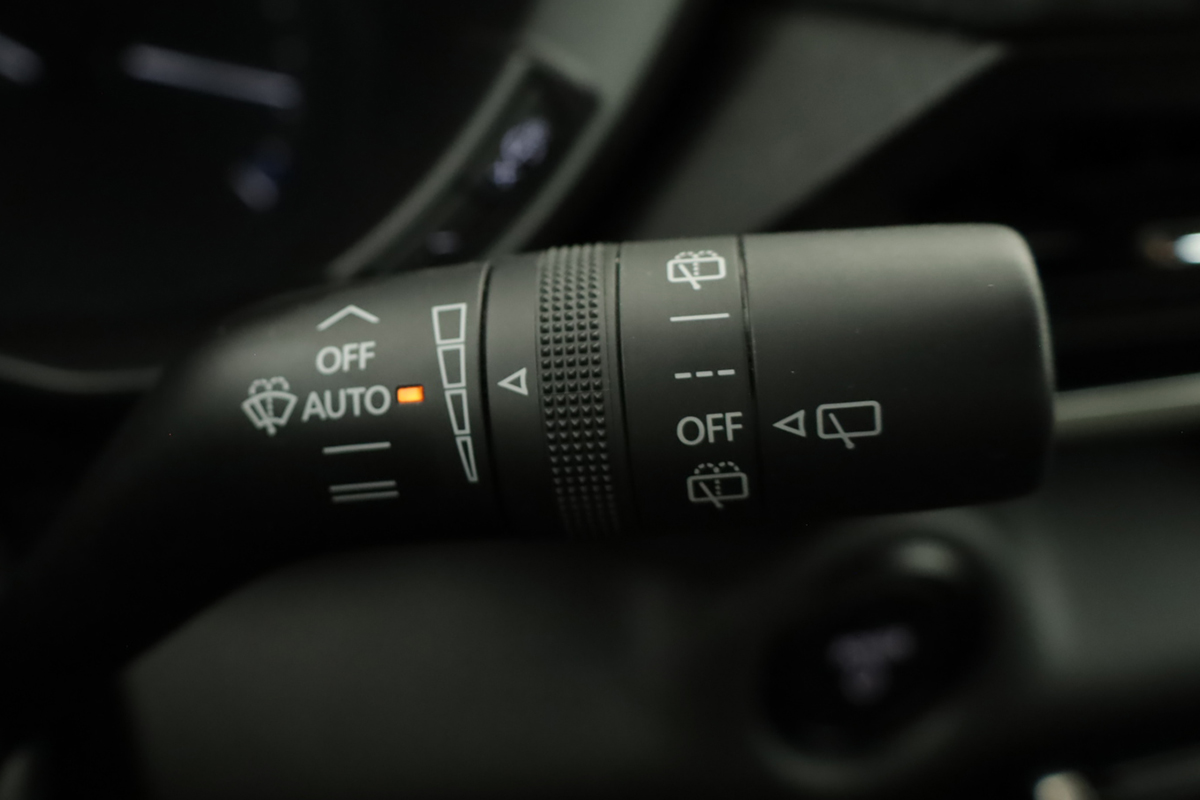 Hendo - MAZDA MX-30 MX-30 E-SKYACTIV EXCLUSVE-LINE | CH-38-EL - Hendo