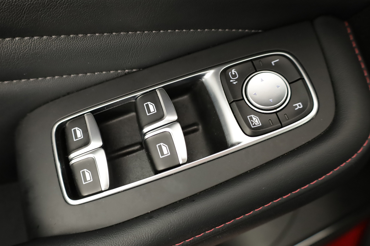 Hendo - MG EHS EHS 1.5 T-GDI PLUG-IN HYBRID LUXURY | CG-23-MG - Hendo